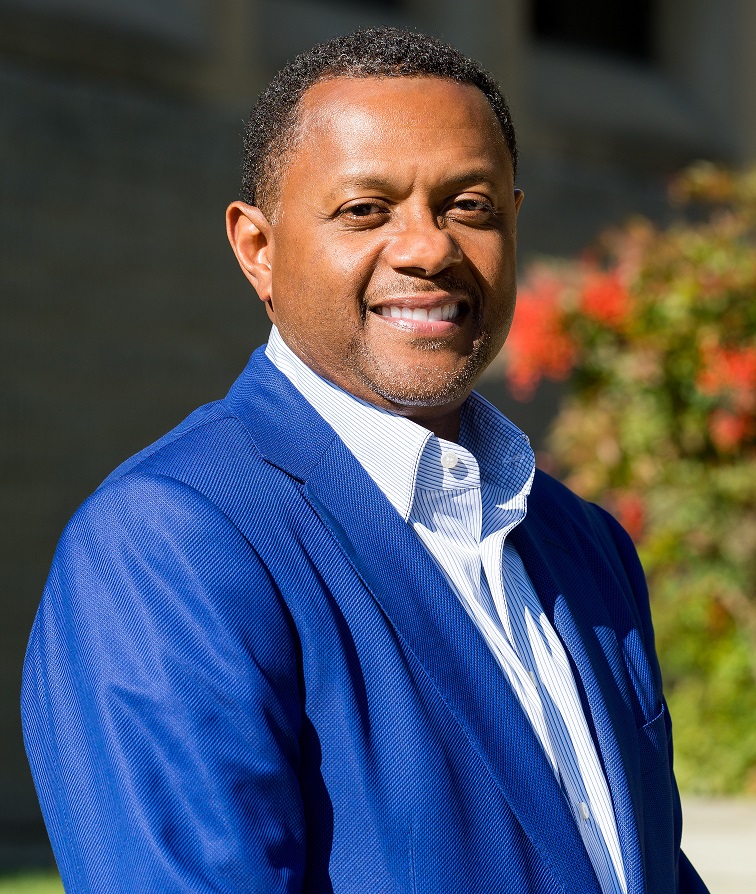 About Mark – Mark Moore